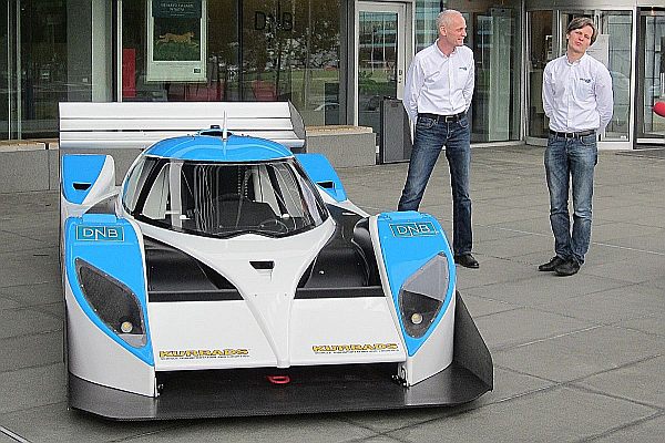 Andra Dambja komanda drīz aizlido | LA.LV