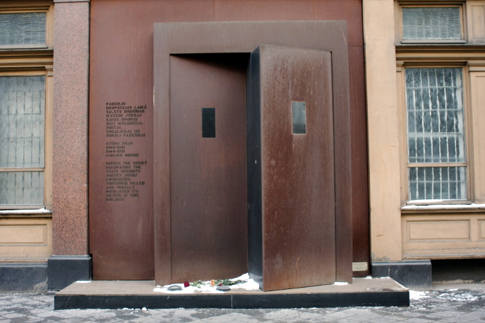 Aicina saglabāt Stūra māju valsts īpašumā | LA.LV