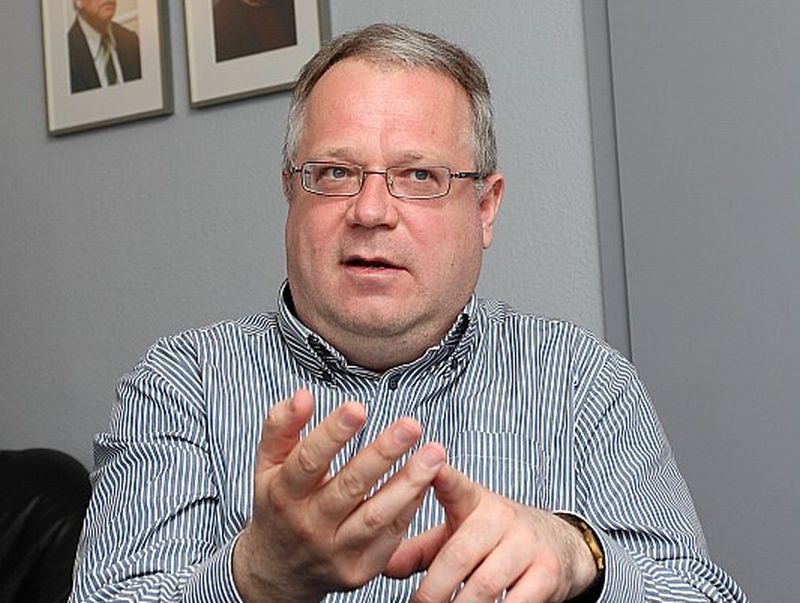 Parlamenta atlaistais Ainārs Dimants pirmdien atgriežas amatā | LA.LV