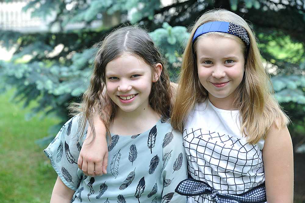 Skolnieces raksta izglītības ministram, iebilstot pret mācību gada ...