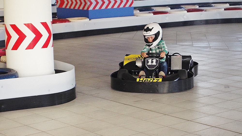 Uz kurieni tos zēnus vest? Vērtējam tehnisko izpriecu iespējas ...