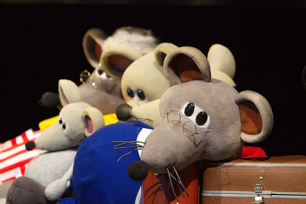 Ritmiski muzikāla izrāde “Koko un Riko” | LA.LV