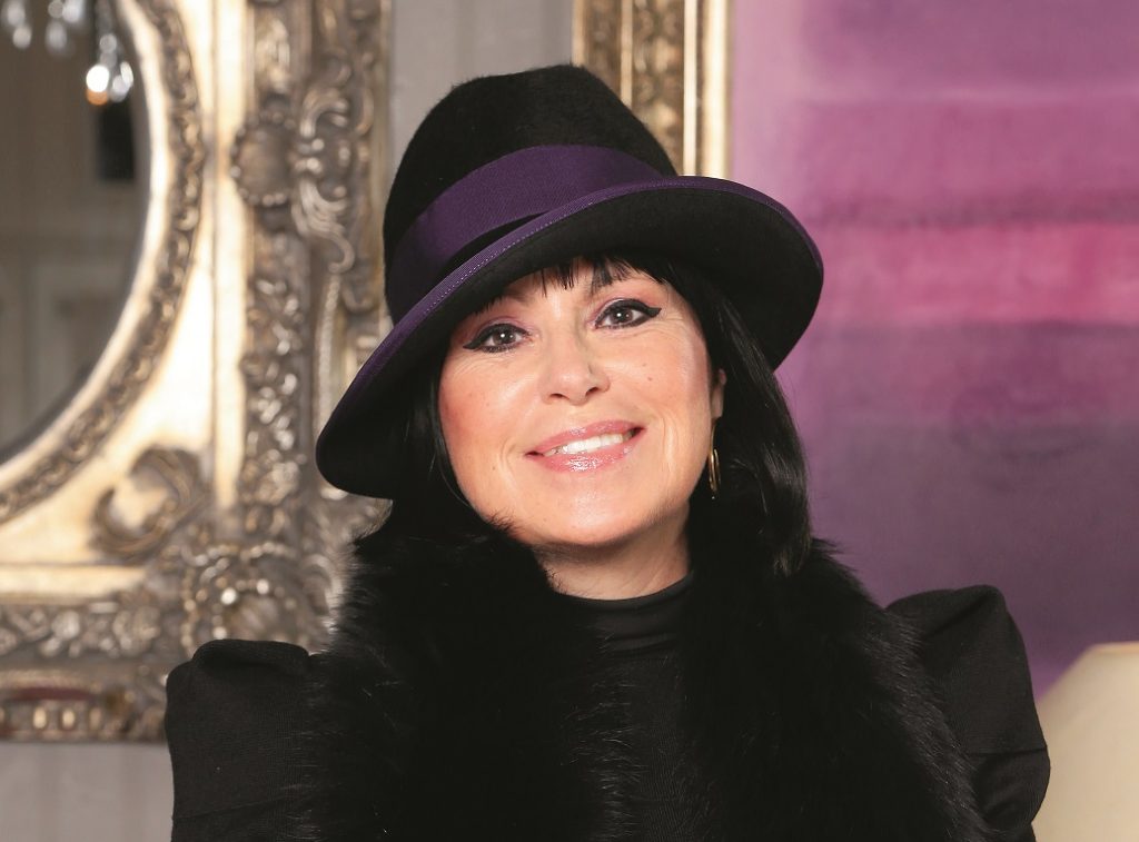 Kā pārlaist tumšo laiku un vēl palīdzēt citiem? Iesaka Inese Galante ...