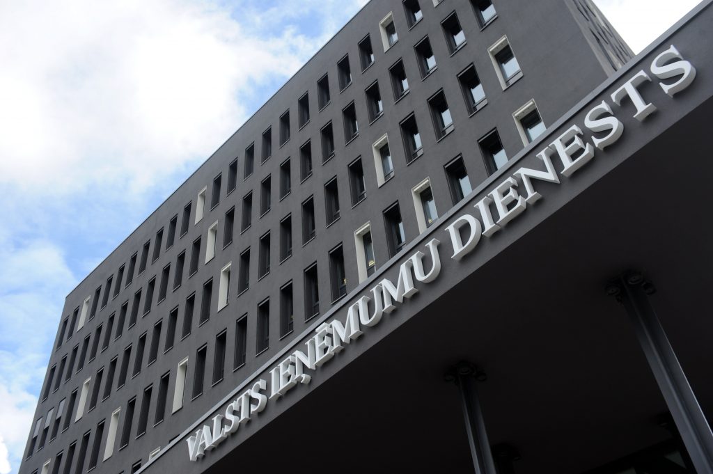 Patīk tikai skaidra nauda? Piesargies! Varasiestādes noved izmisumā ...