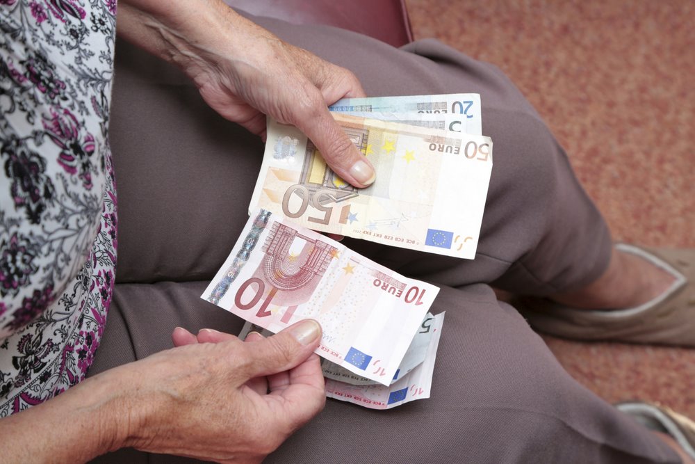 Pērn Latvijā pieaugusi vidējā alga | LA.LV