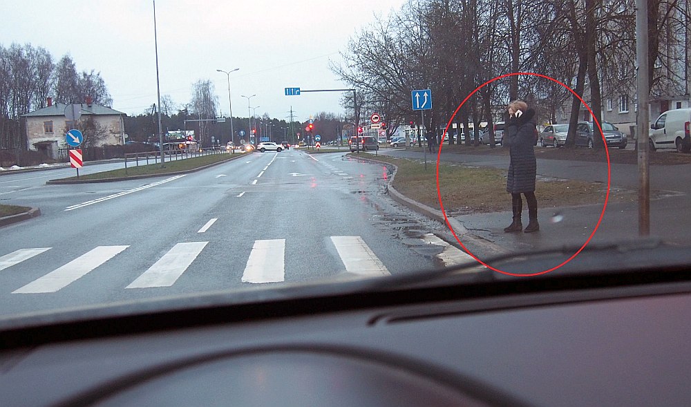 Braucējam jābūt gudrākam, lai būtu par kādu apdauzītu gājēju mazāk | LA.LV