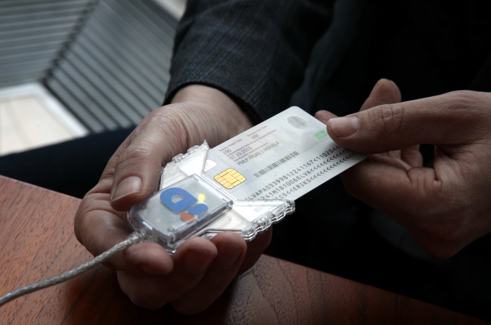 Pārejas periods personas koda maiņā cilvēkiem rada lieku stresu | LA.LV