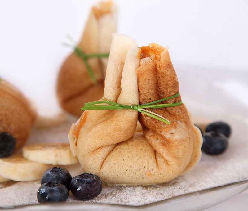 Saldās pankūkas ar ogām un augļiem | LA.LV