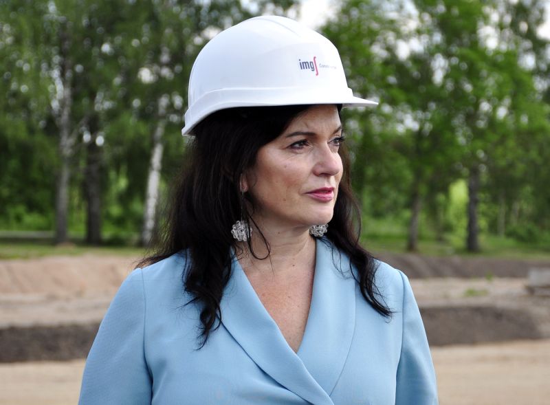 Petraviča: 2. pensiju līmenis ir kā medus pods, kurā grib iegrābties ...