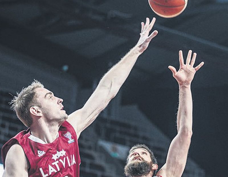 Aiziet pa burbuli. Štelmahers neizmanto iespēju pie Latvijas izlases stūres | LA.LV