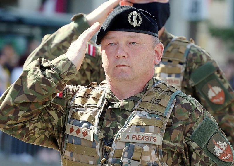 “Mūsu zemessargiem ozolu spēks,” lepojas pulkvedis Andris Rieksts | LA.LV