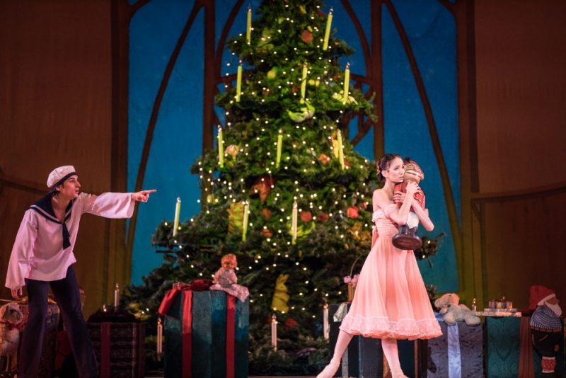 TV24 Ziemassvētkos skatītājiem dāvina izdzīvot Čaikovska baletu ...