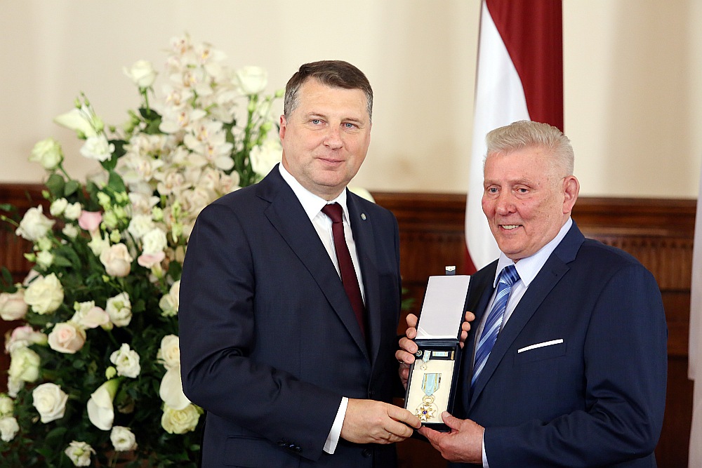 “Pirmais, kas ienāca prātā – vai esmu to pelnījis?” Visvaldis ...