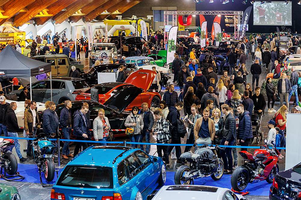 “Auto” izstāde mēra Ķīpsalas ietilpību | LA.LV