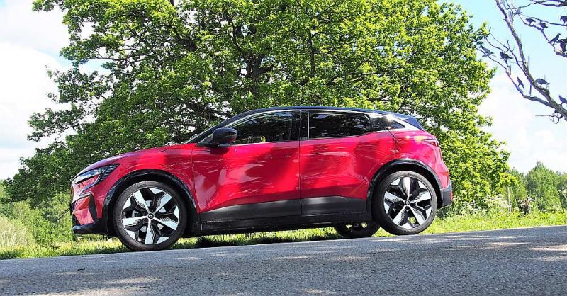 “Nu, šitais gan forši izskatās!” Jaunie auto tomēr ir interesanti | LA.LV