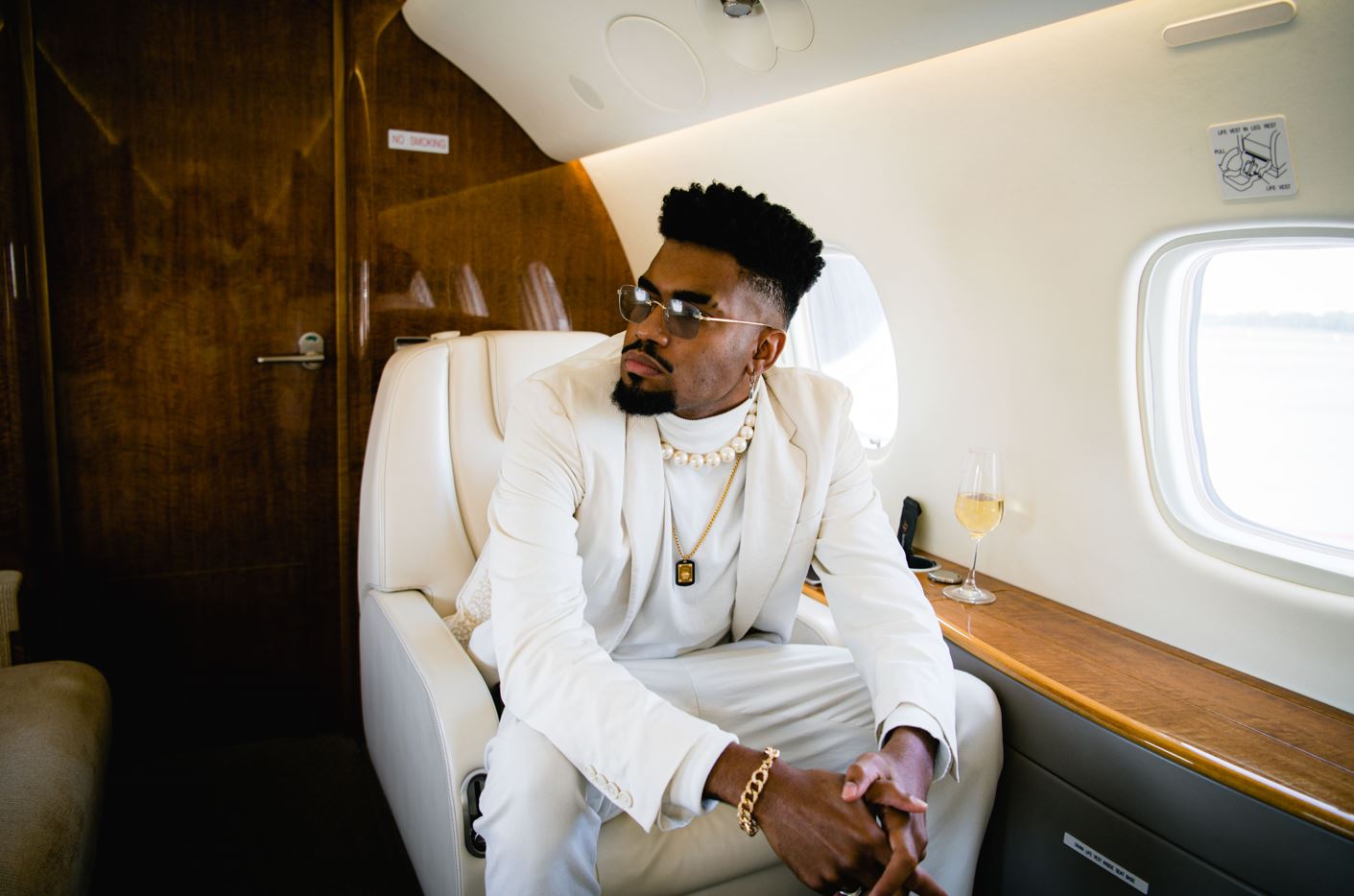 “Kopš tās dienas neesam šķīrušies…” No jauna iemīlējies Felipe ...