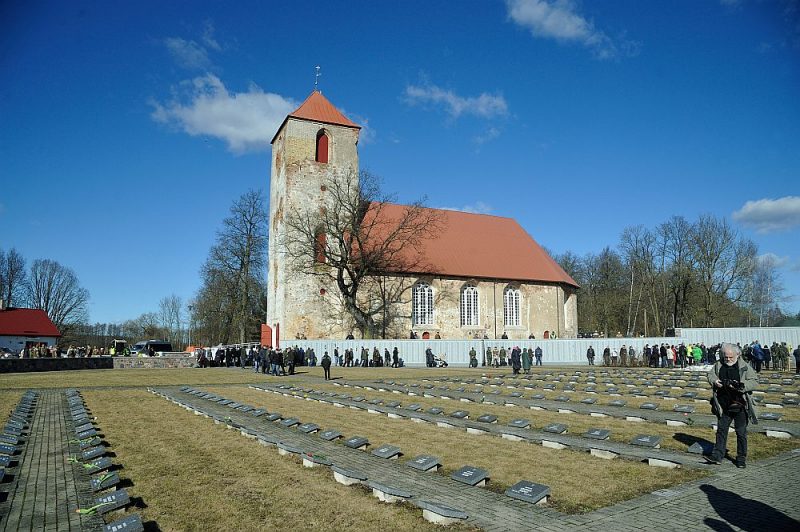 Iekustina Lestenes likumprojektu | LA.LV