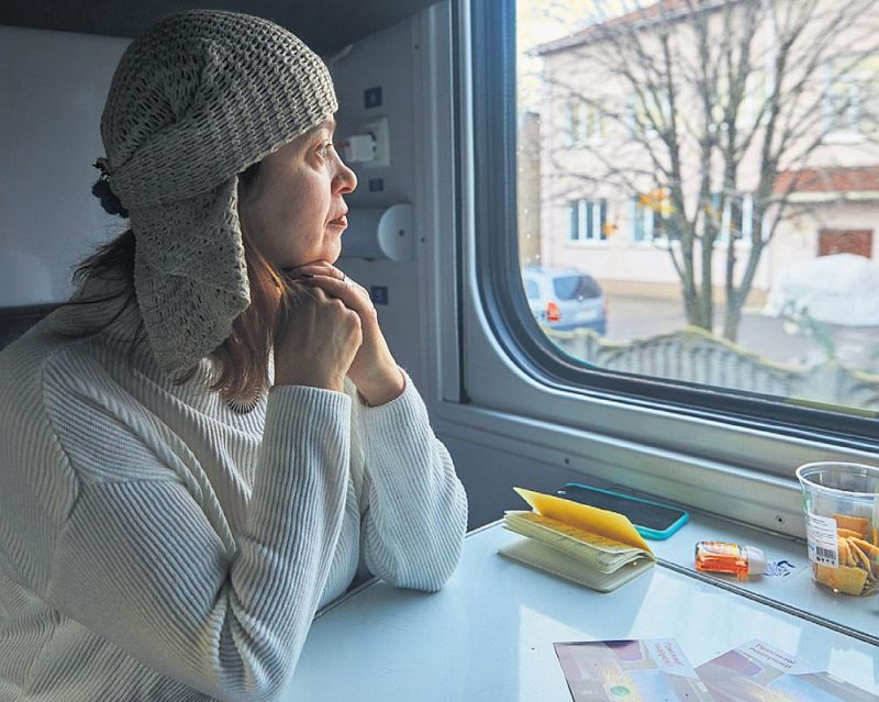 “Ūdens nav, elektrības nav, taču galvenais – krievu nav!” Hersonas centrā neapklust mūzika un ...