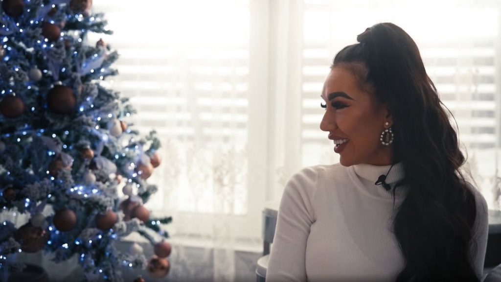 VIDEO. Influencere Elīna Didrihsone atrāda īpašo Ziemassvētku egli, ko ...