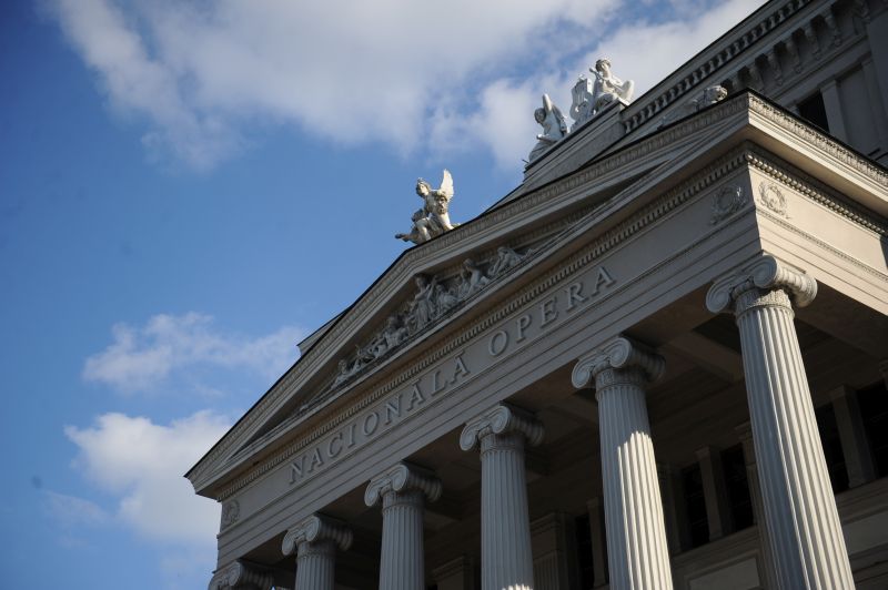 “Man līdzi bija tikai skaidra nauda.” Pensionāre sarūgtināta par ...