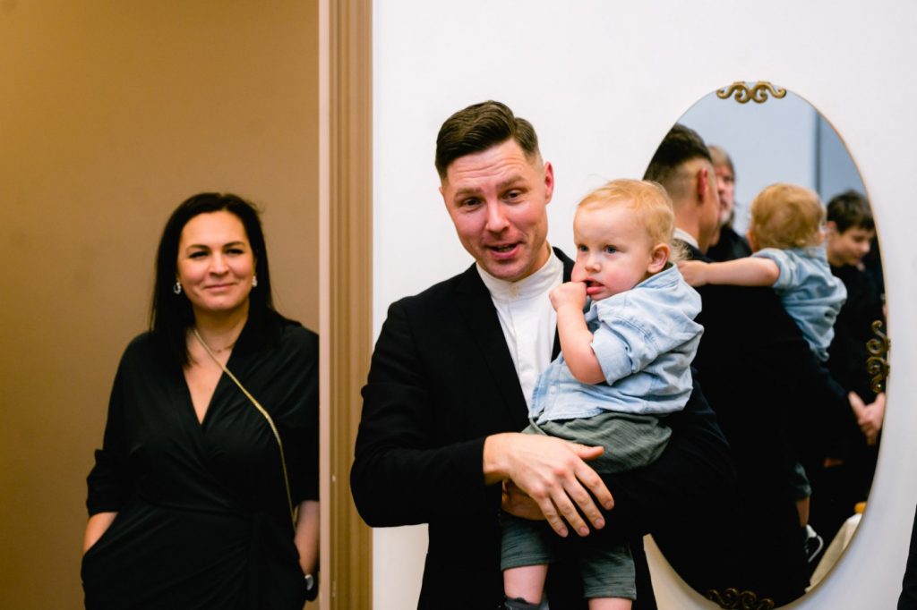 FOTO. “Sajūta ir kā spārnos” – emocionāli piesātinātā gaisotnē ...