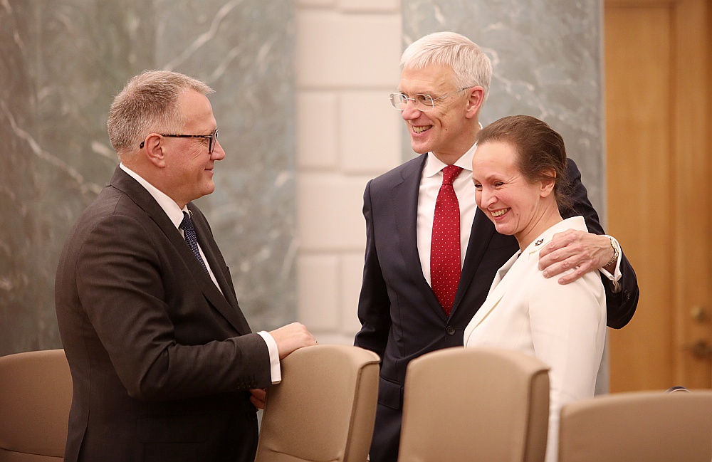 Neceriet – pacientu rindas nesaruks. Nozare lūgusi 215 miljonus, tai ...