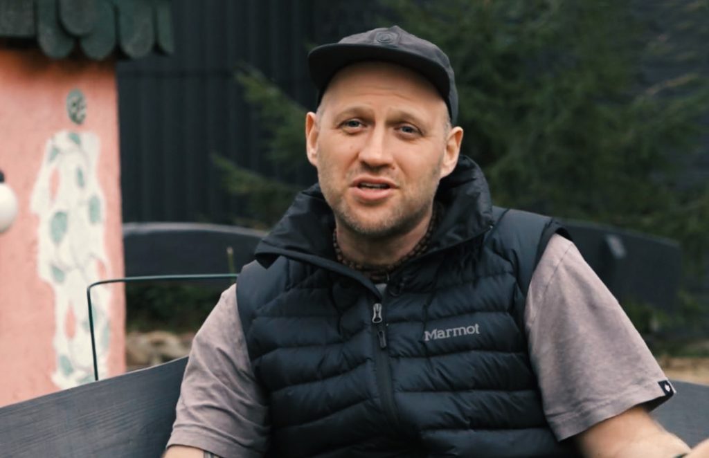 VIDEO. “Dzīvē ir svarīgākas lietas, ko zināt…”: krišnaīts Uģis Kuģis ...