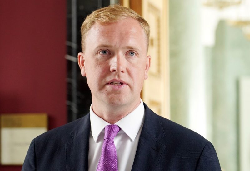 Viktors Valainis: Kamēr Latvijas iedzīvotāji “savelk jostas”, tikmēr ...