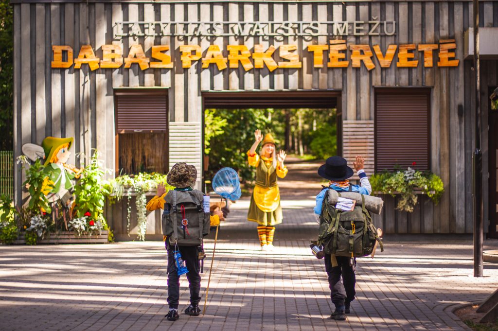 Latvijas valsts mežu dabas parks Tērvetē pēc vētras postījumu ...