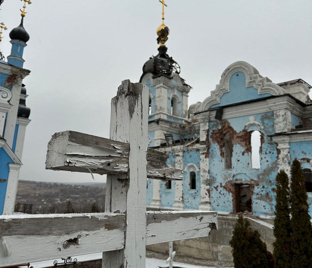 Edvarts Krusts pēc brauciena uz Ukrainu: Kad tev līdzās sprāgst lādiņš ...