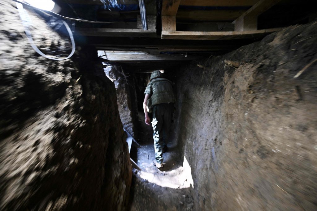 Brīdina par jaunu taktiku: Putins veido “kurmju brigādes”, lai uzbruktu ...