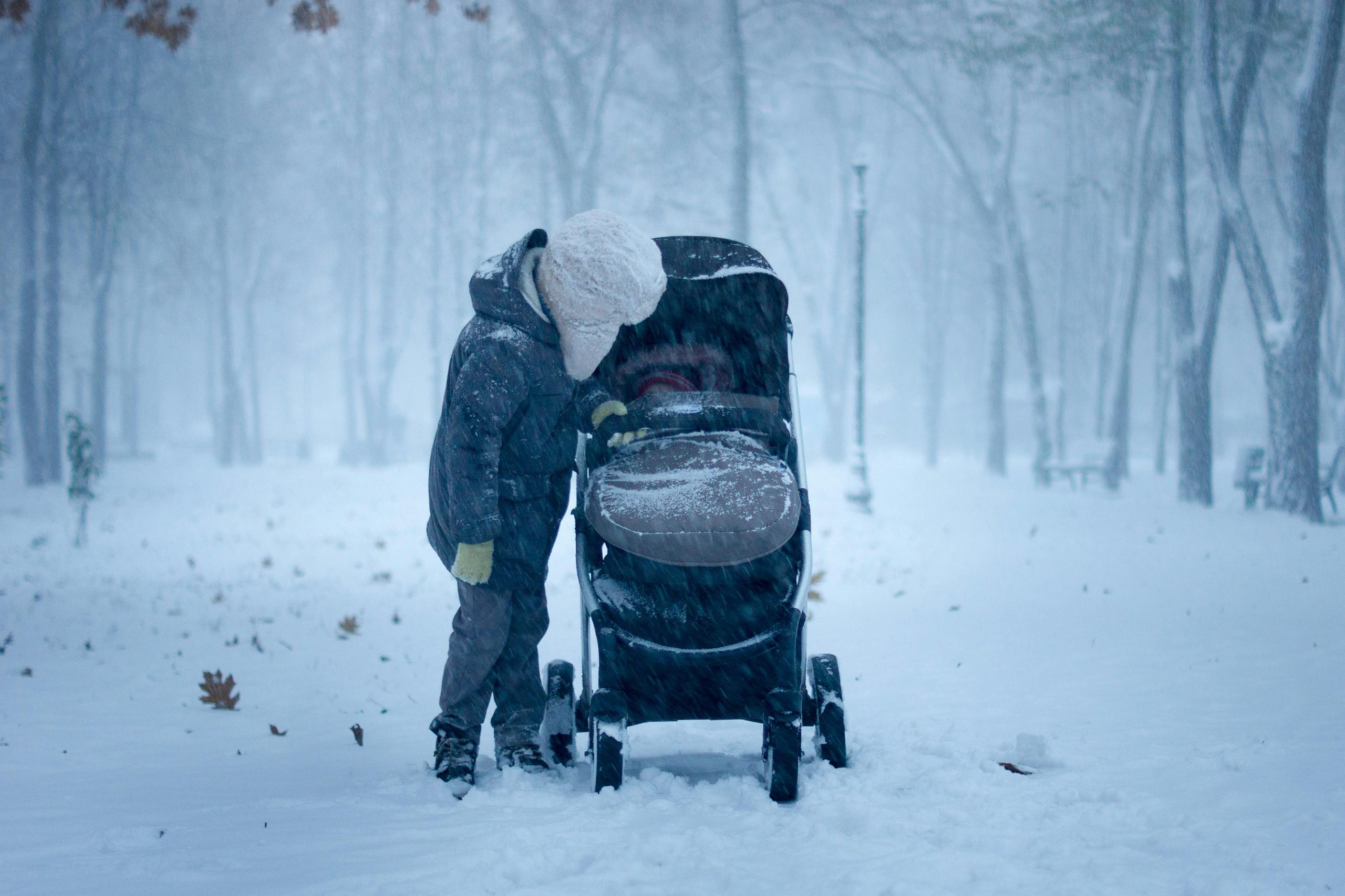 “Raudu un jūtos kā sliktākā mamma pasaulē…” Bērnam atsaka ārsta vizīti ...