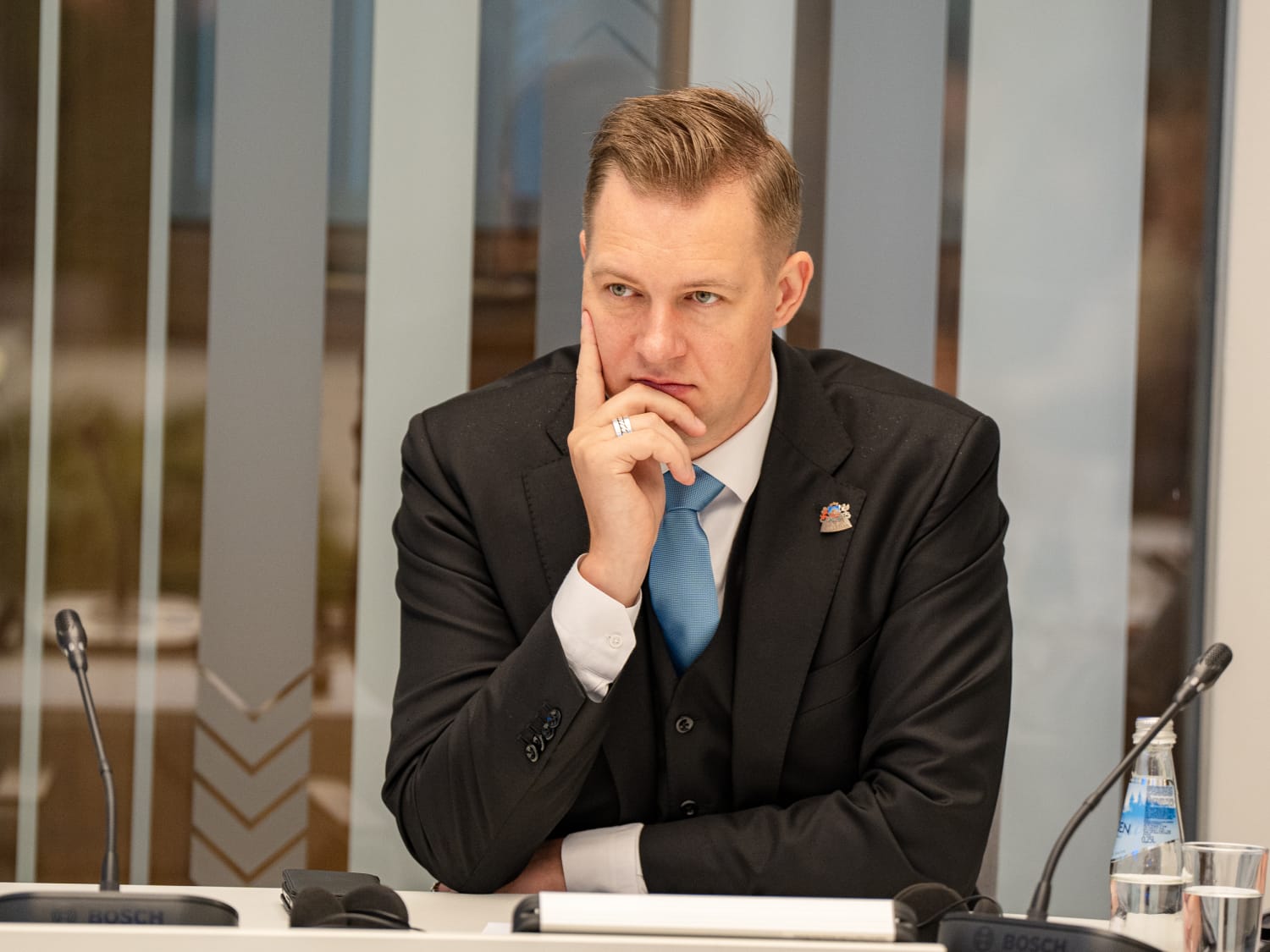 Rokpelnis kritizē iecerētās izmaiņas Mediju atbalsta fonda naudas ...