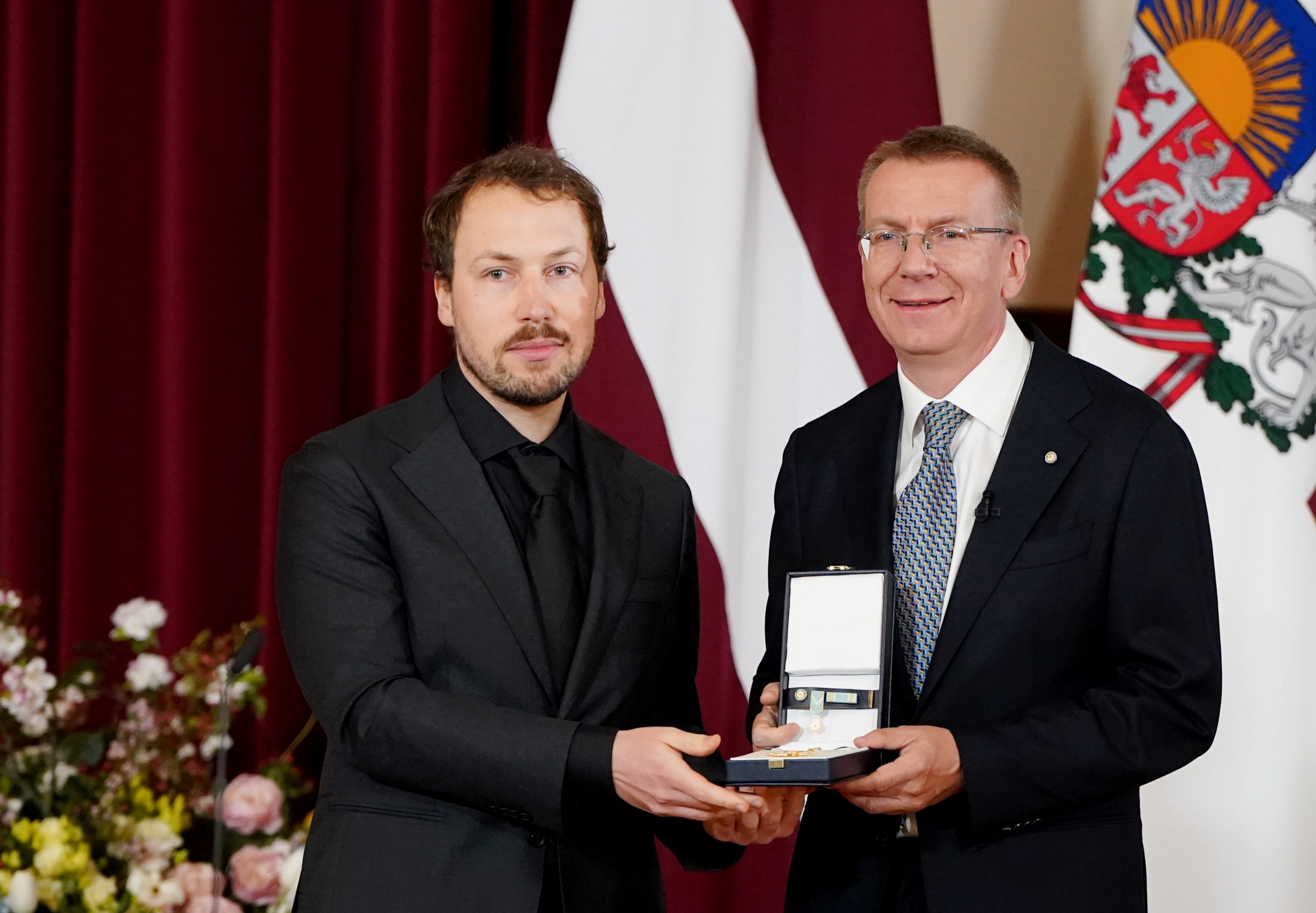 Viņu padarītais – valsts atzinības vērts! Rīgas pilī pasniegti valsts ...