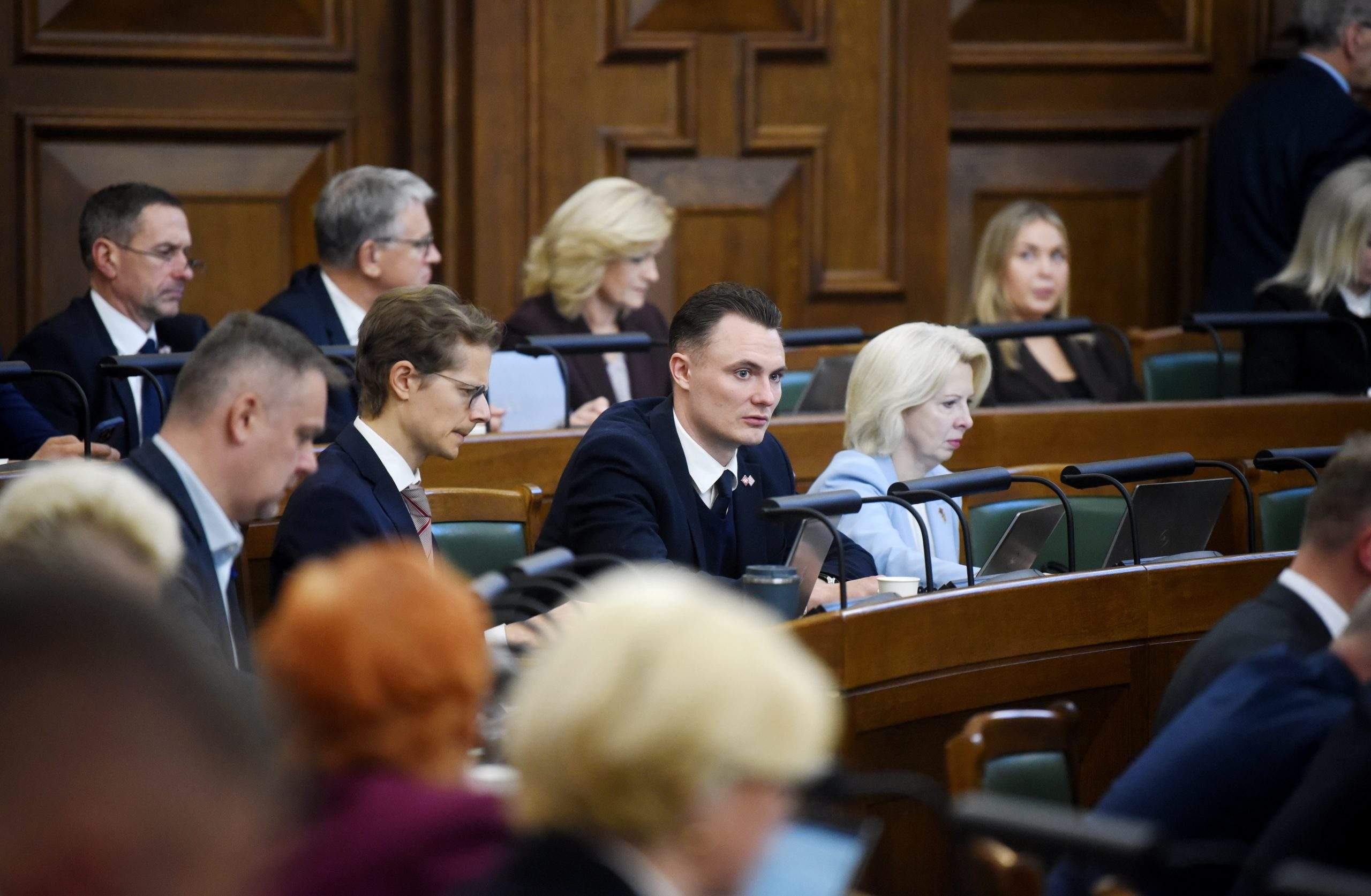 KNAB ķeras klāt Saeimas partiju maciņiem: dažām nāksies maksāt sodus ...